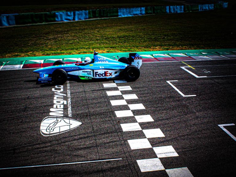 Formula 1 Driving Courses - ADRENALINE