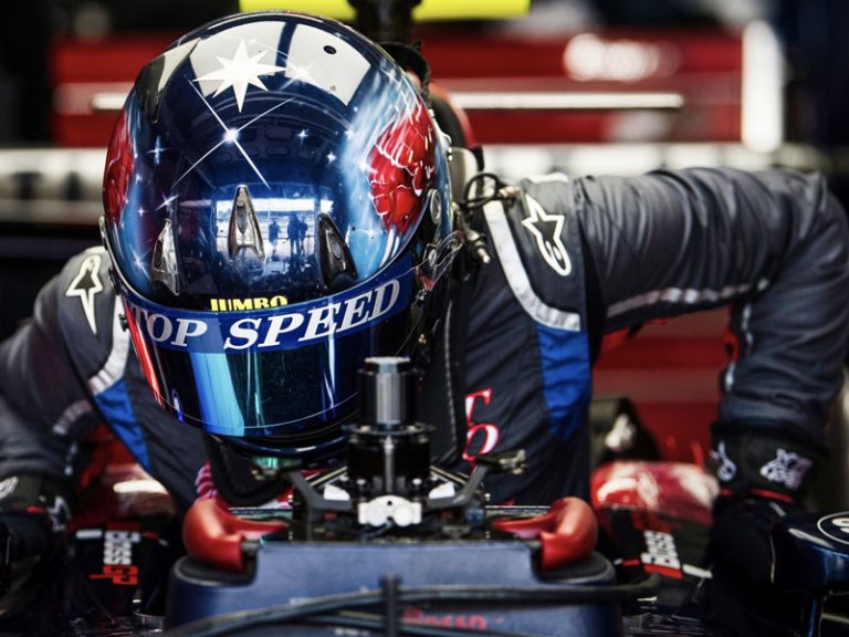 Formula 1 Driving Courses - ADRENALINE